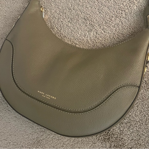 Marc Jacobs | Bags | Marc Jacobs Drifter Olive Desert Mountain Leather ...
